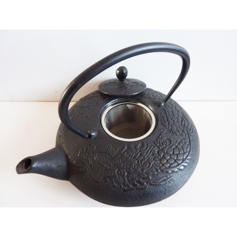 Théière en fonte